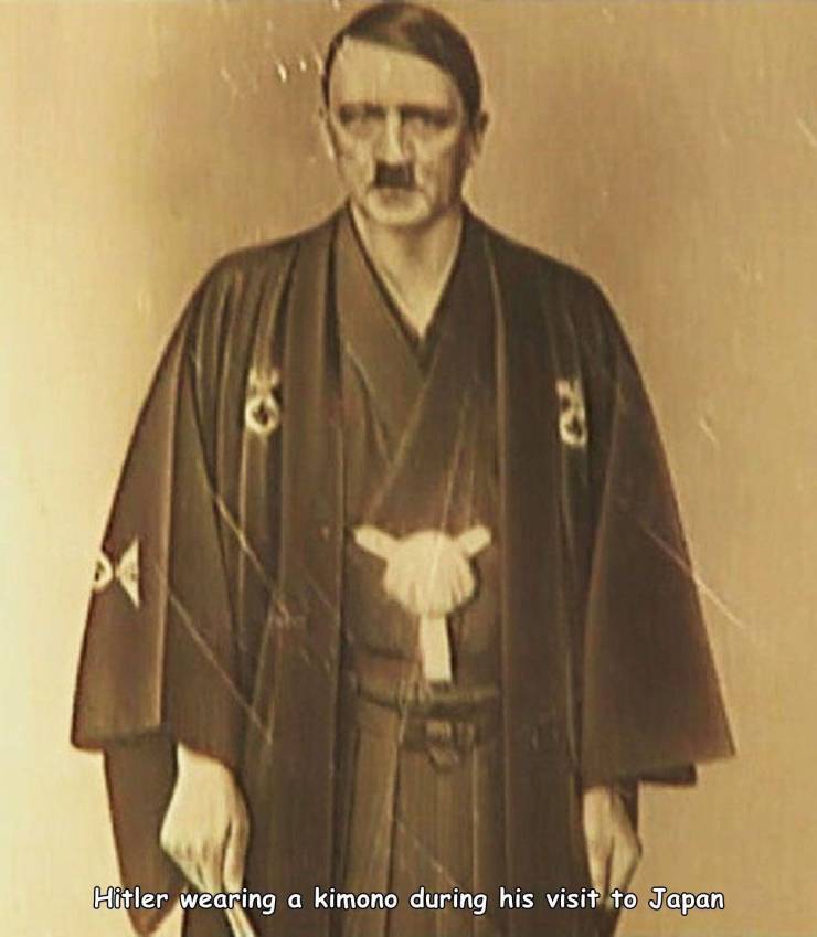 Roumenův Rouming - Zábavné a zajímavé obrázky - Hitler in Kimono